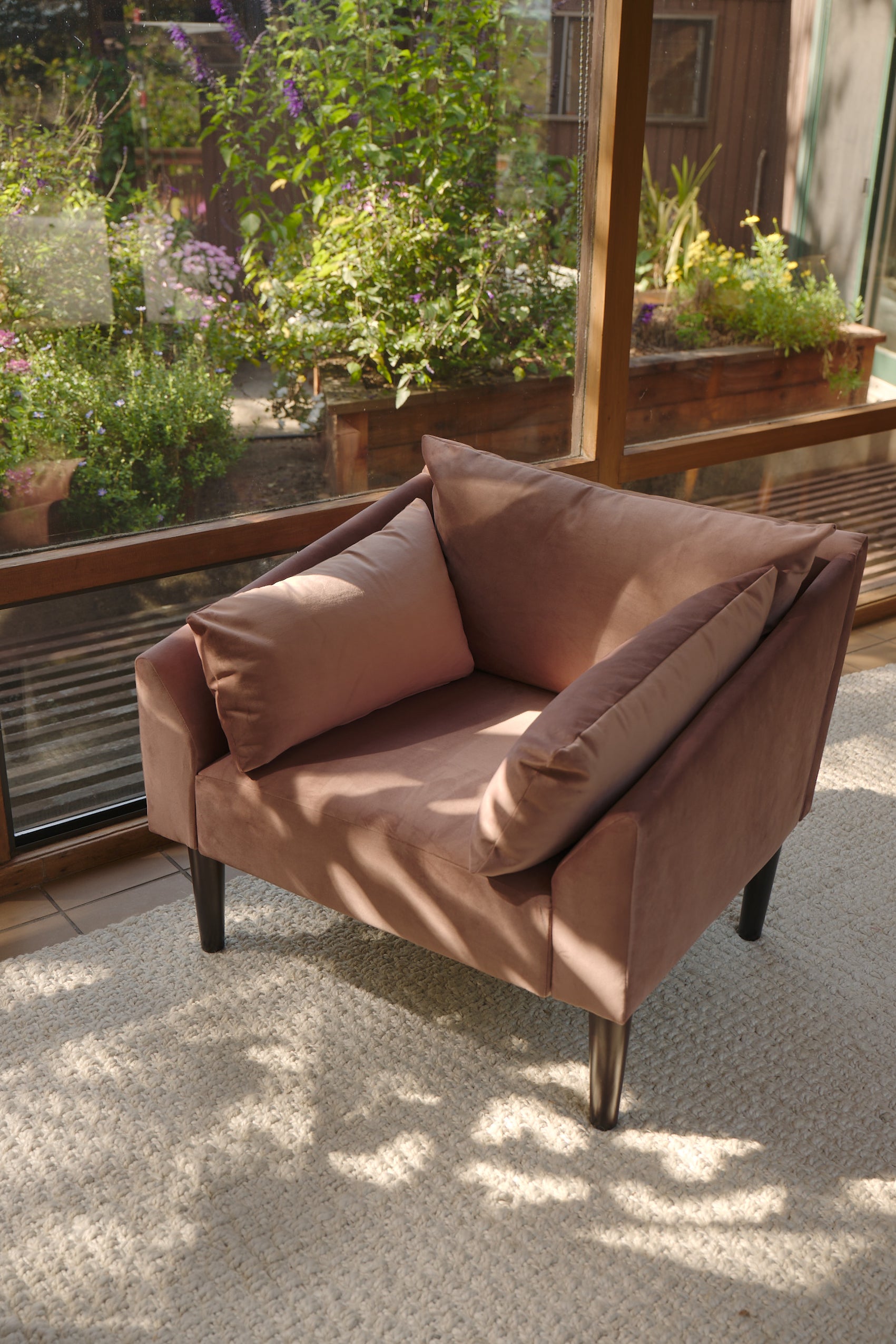 The Essential Chair in Upcycled Poly – Sabai Design