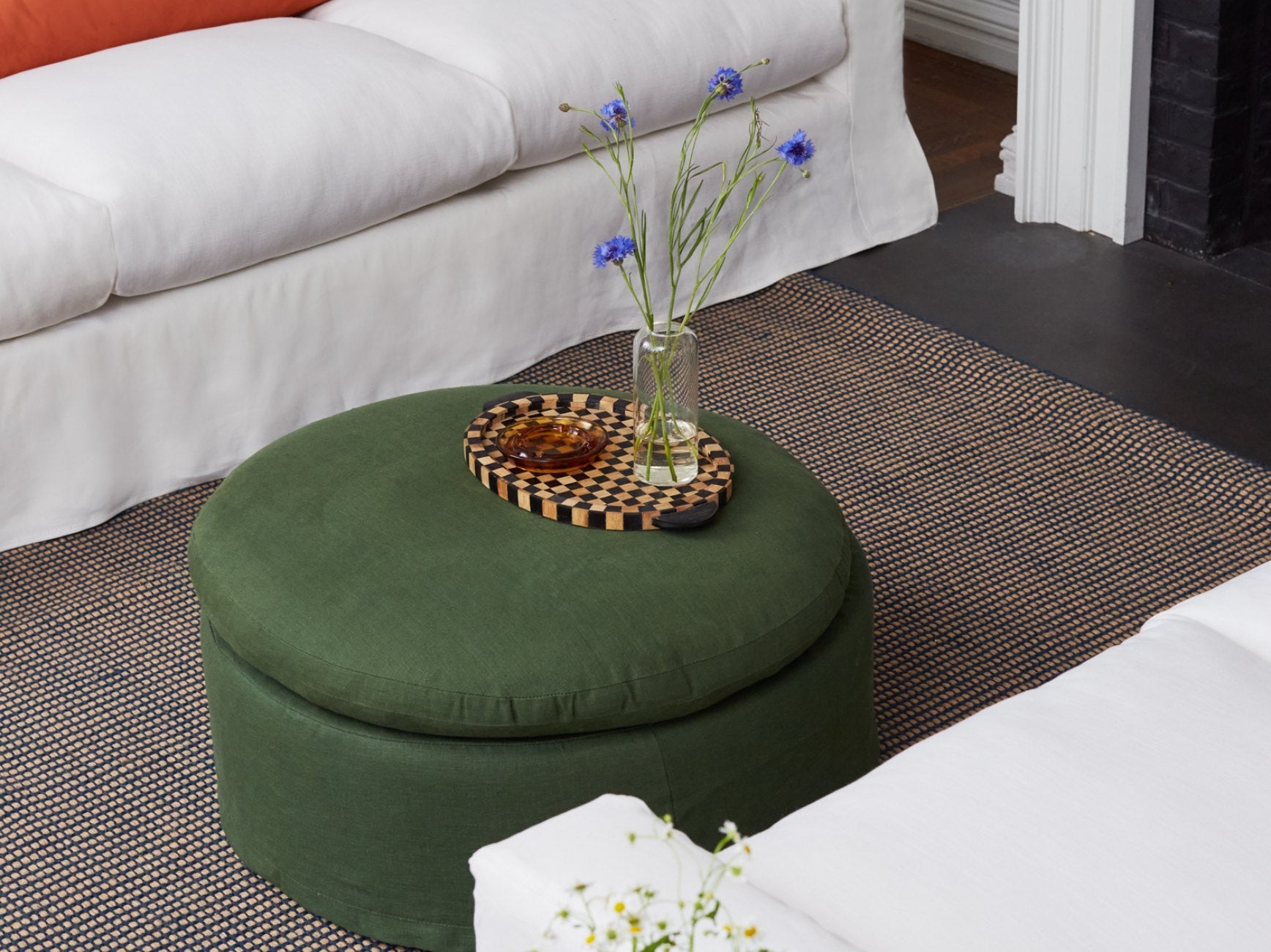 The Evergreen Ottoman in Recycled Velvet – Sabai Design